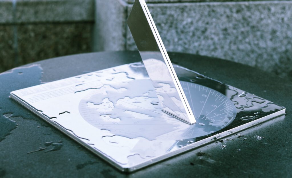 Horizontal sundials – Sundials.lt